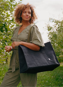 FEED | Fashion That Gives Back